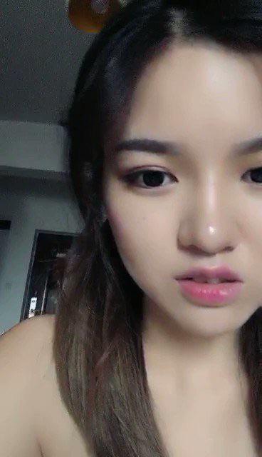 Anyone knows her name or any videos of her? | Scrolller