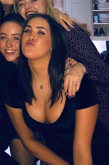 Please do me | Scrolller