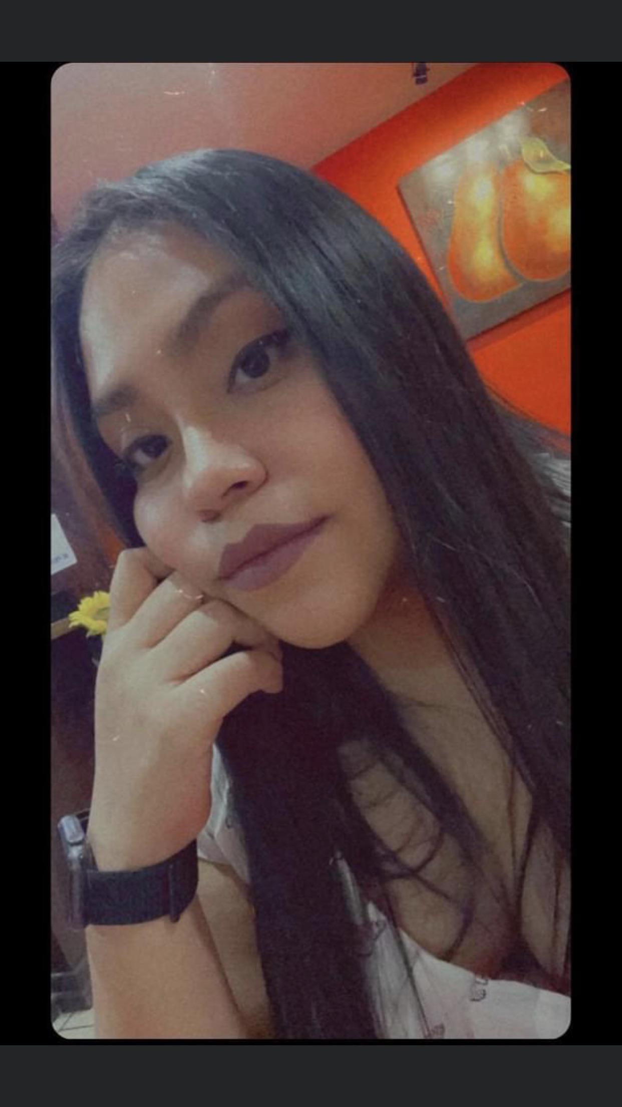 anything on jannet | Scrolller