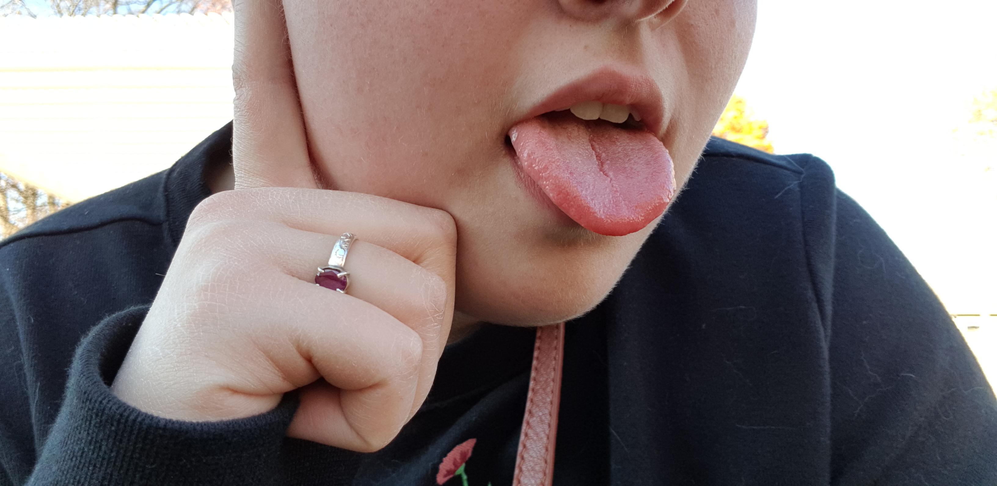 Anytime, Anywhere Daddy, even outside! 🥺 | Scrolller