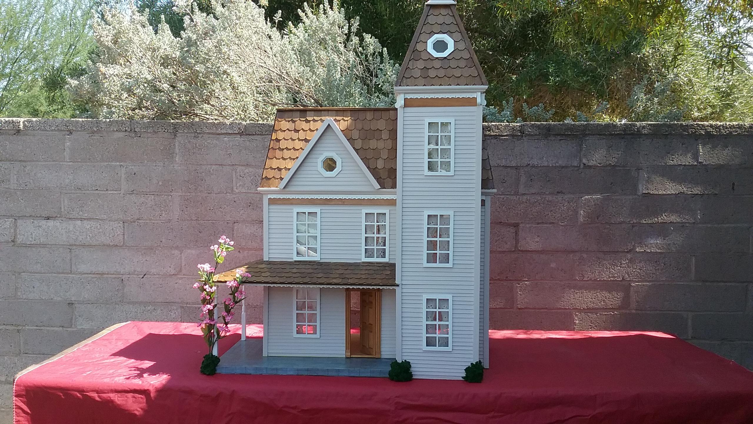 Apple Blossom Dollhouse | Scrolller