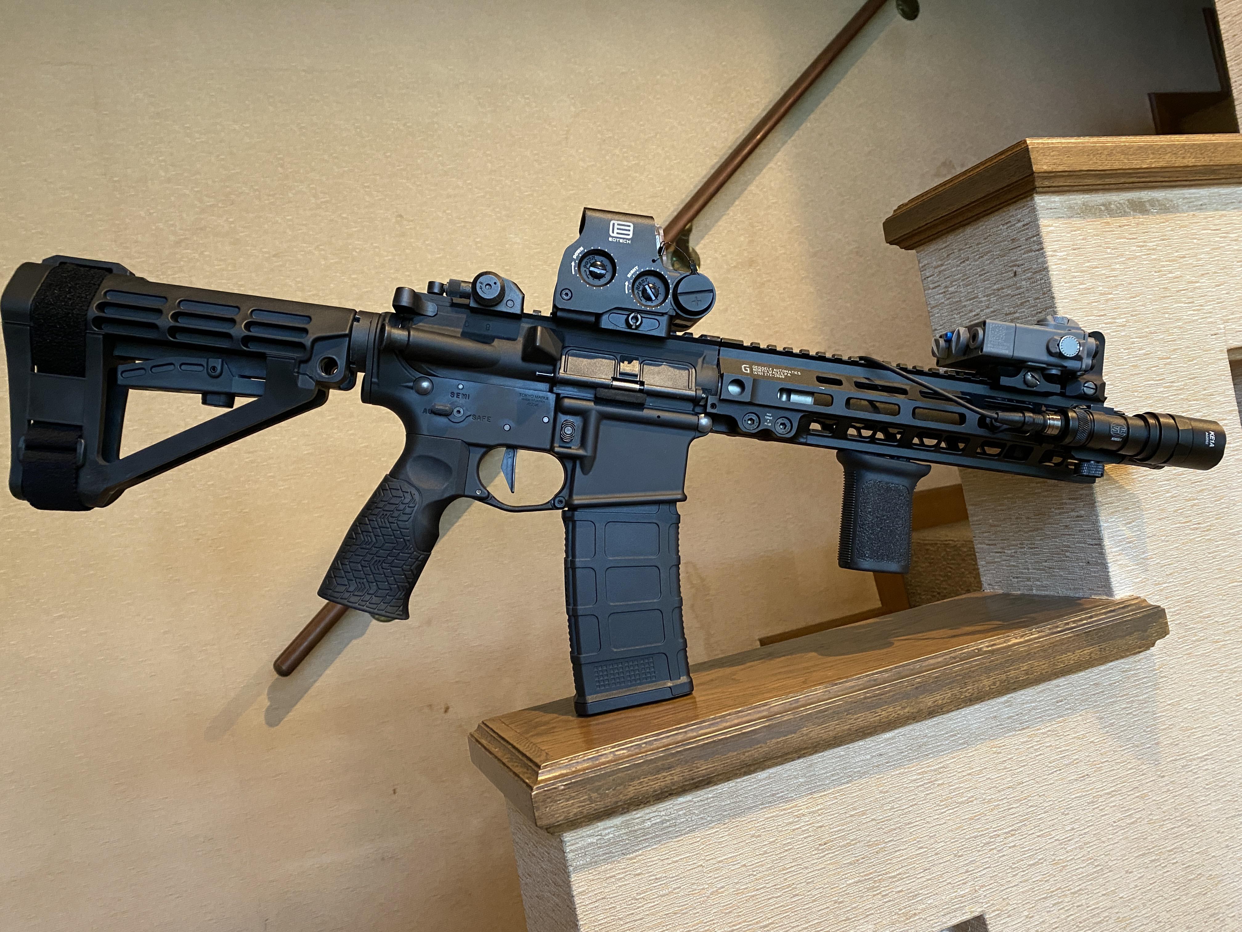 AR pistol | Scrolller