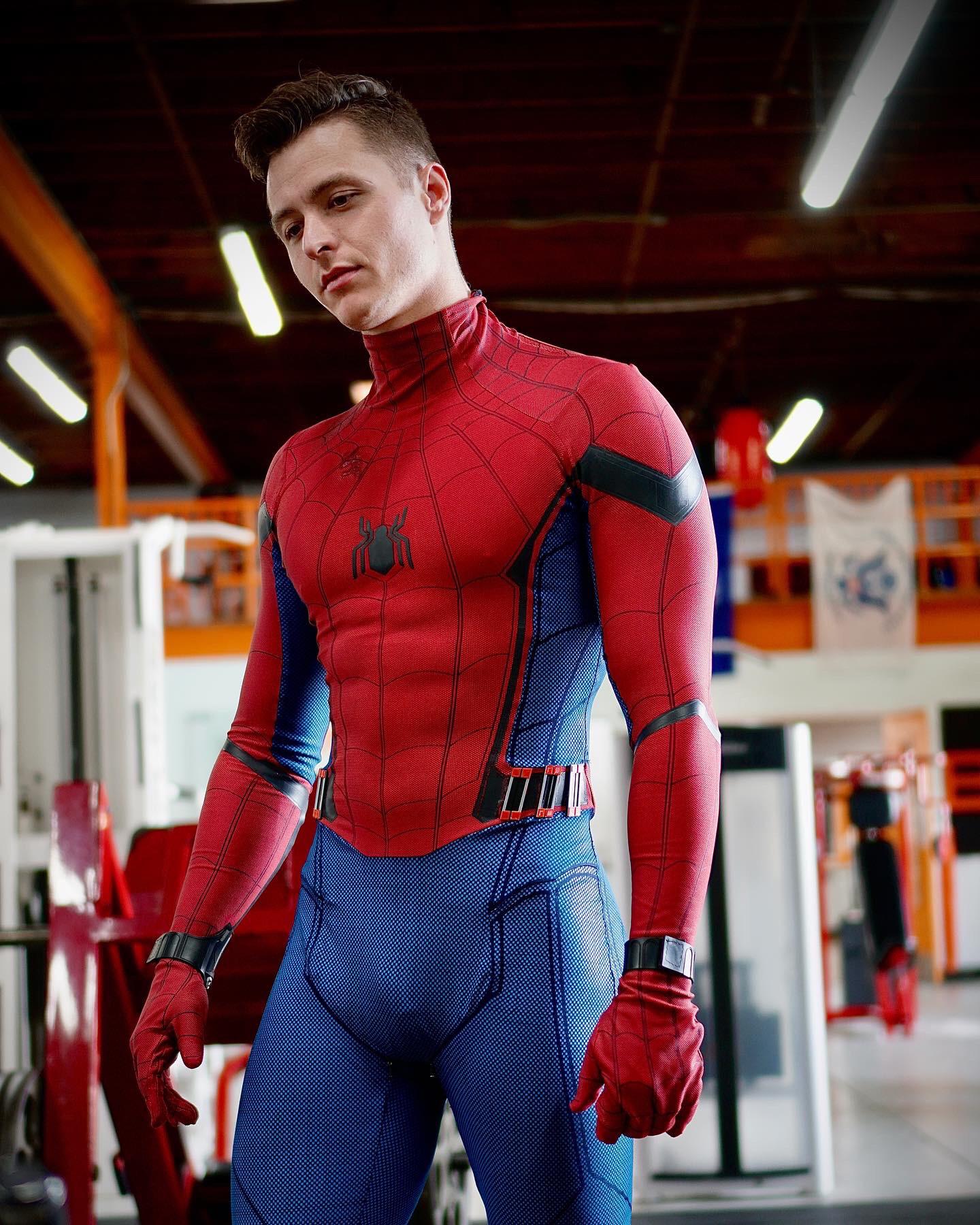 Are these Spidey spandex too tight? | Scrolller