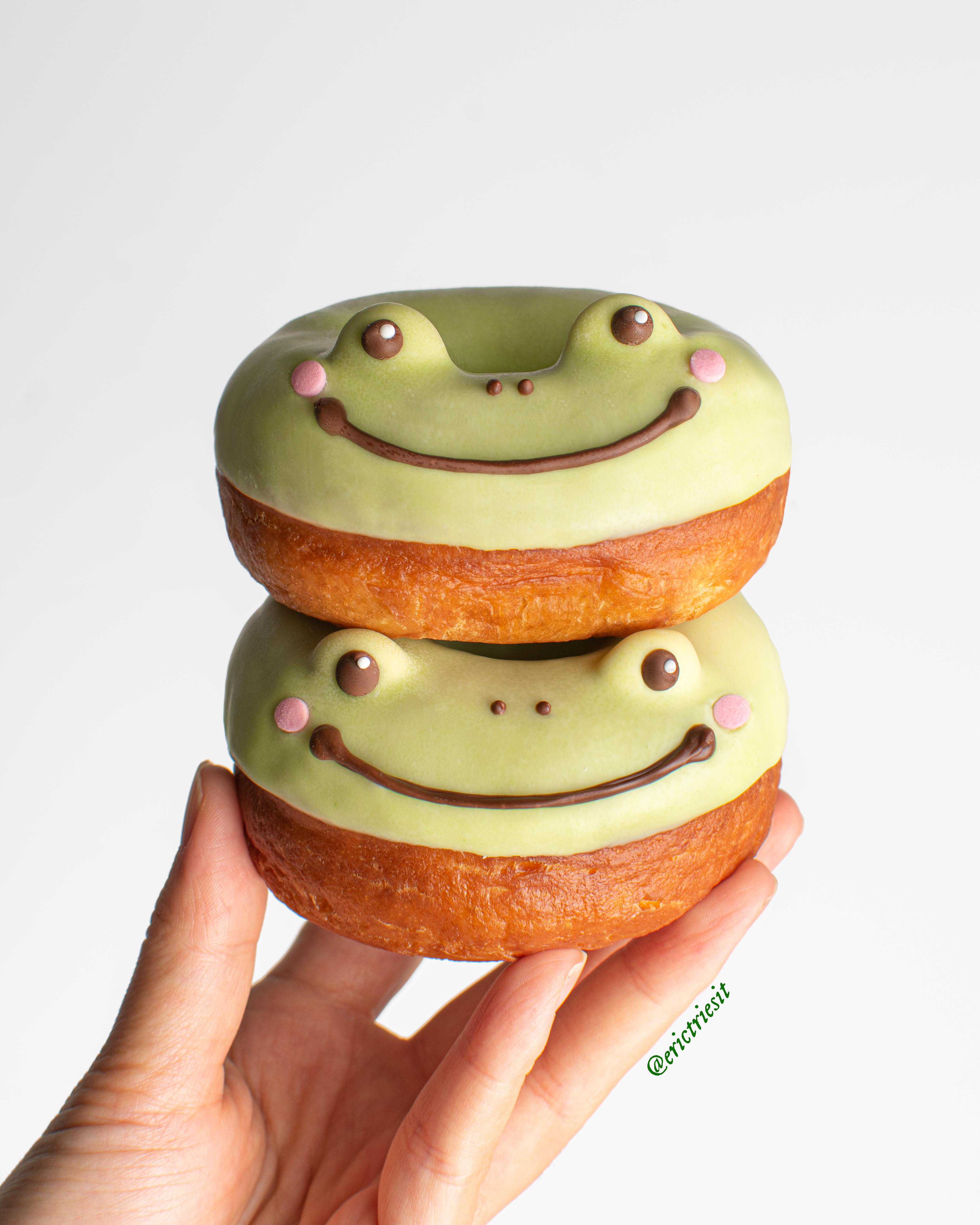Are yeasty froggy donuts 🐸🍩welcome here? | Scrolller