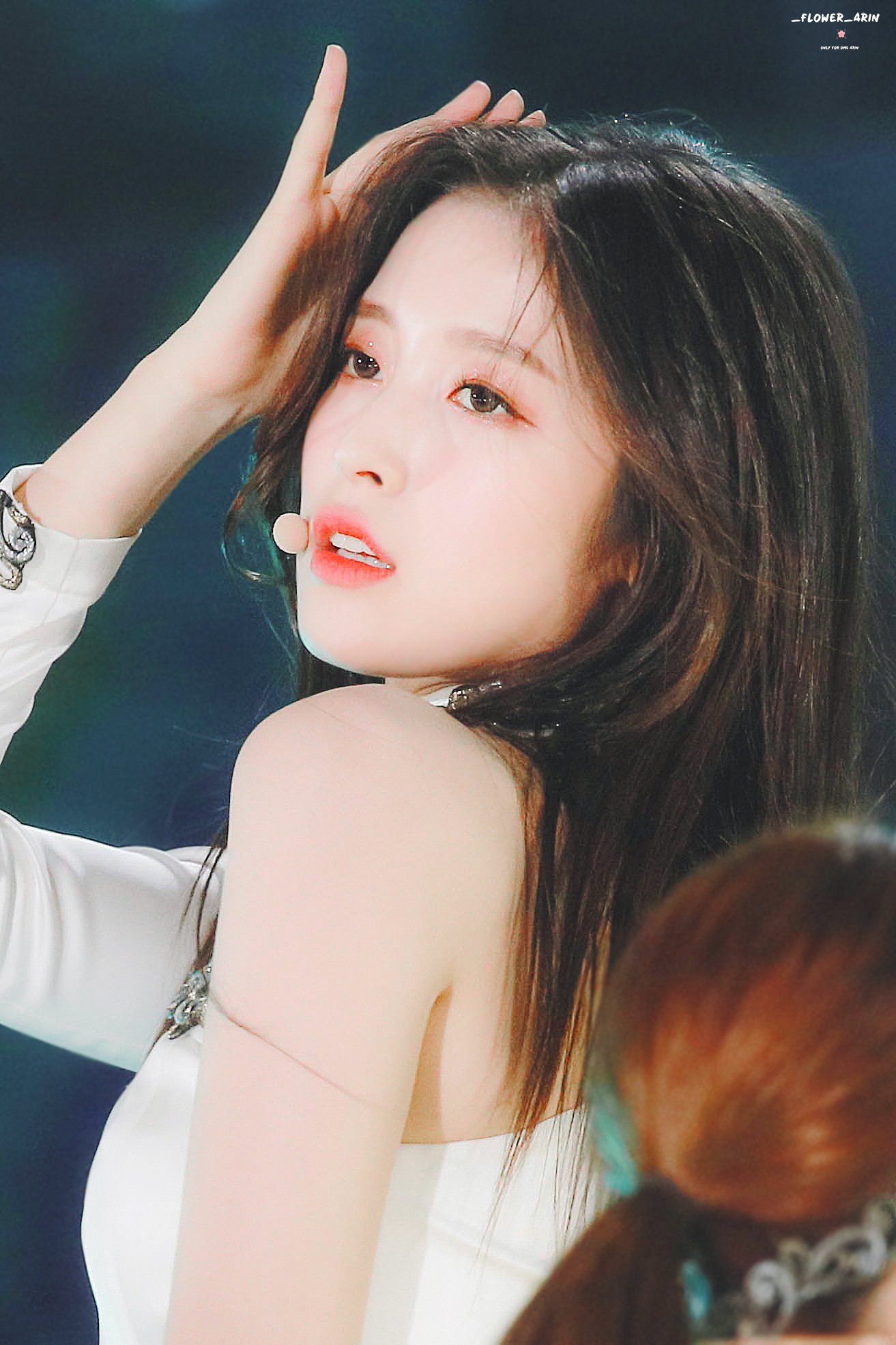 Arin Pose | Scrolller