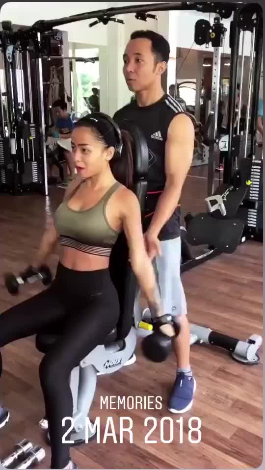 Arm Lifts | Scrolller