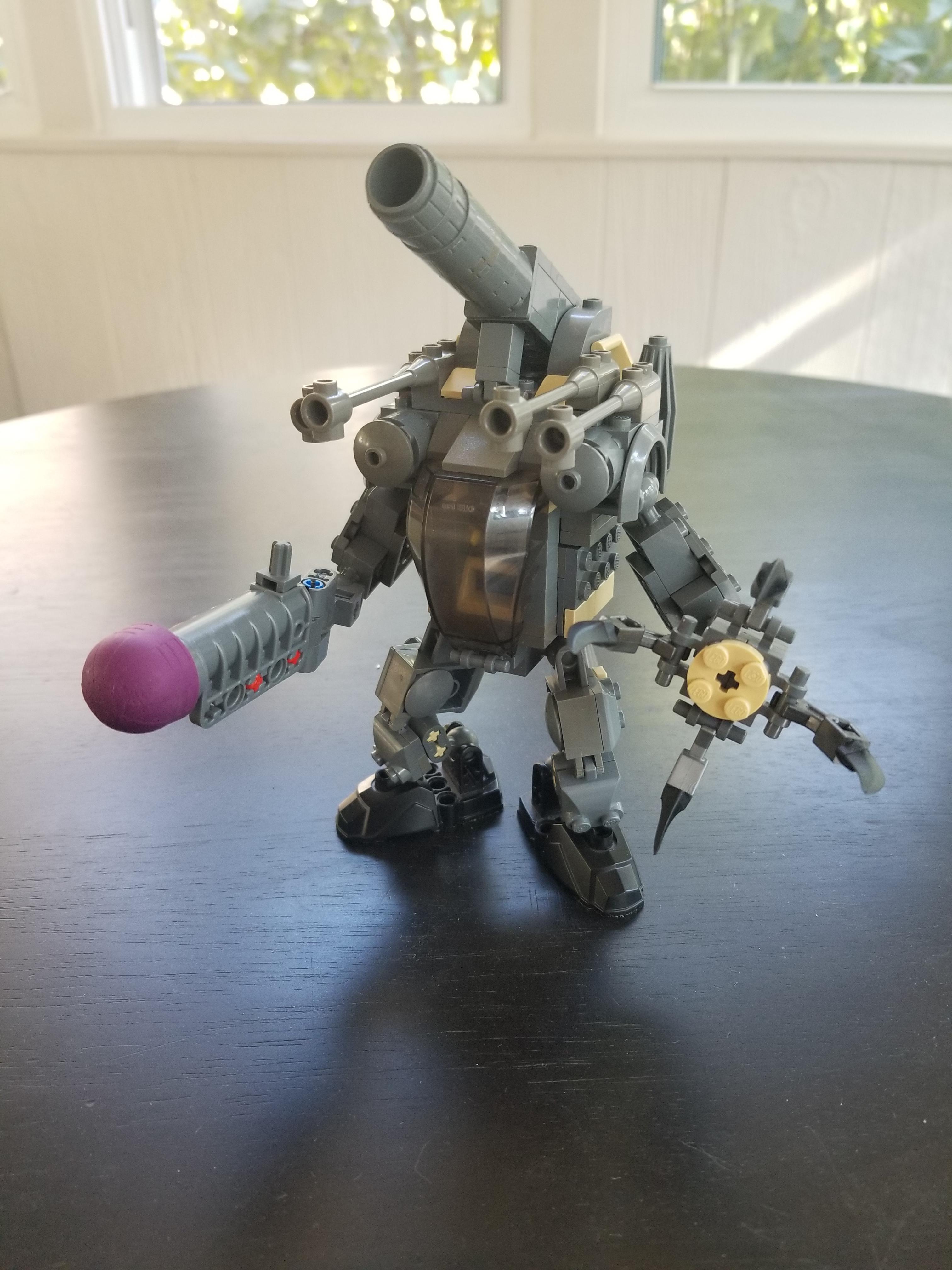 Armored Assault Mech | Scrolller