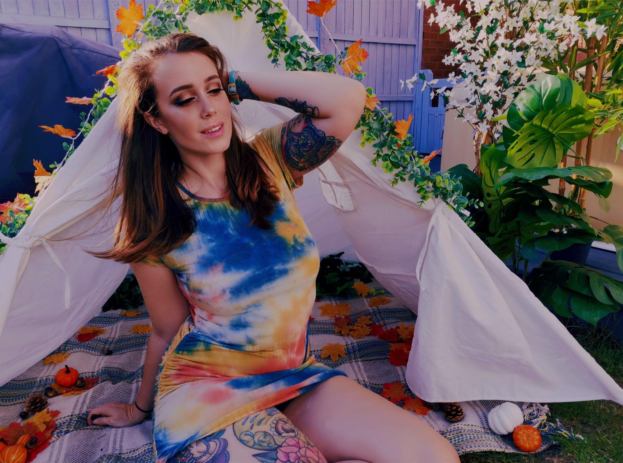 Artistic | Scrolller