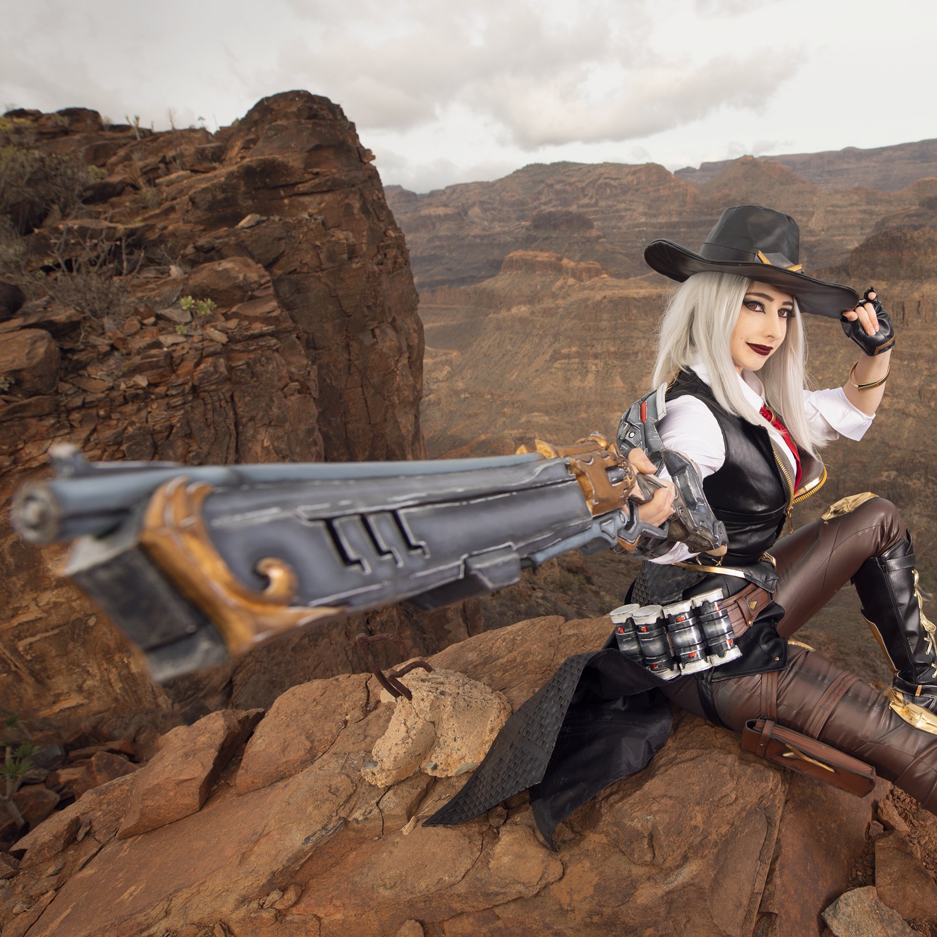 Ashe by MikomiHokina | Scrolller