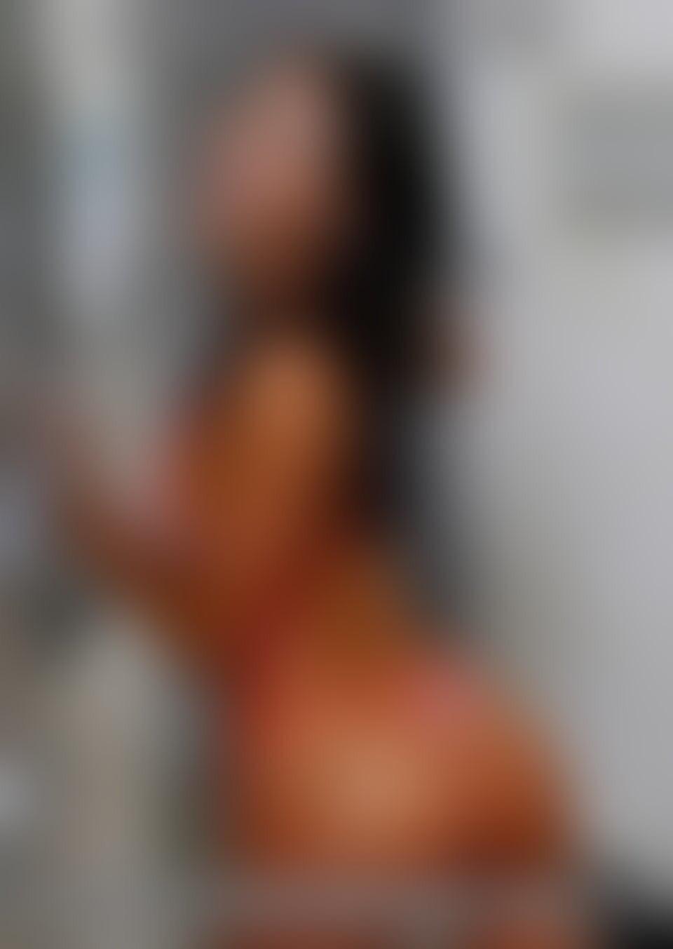 Ask me anything | Scrolller