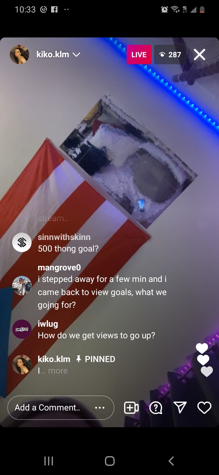 At 800 shes gonna flash cmon lads | Scrolller