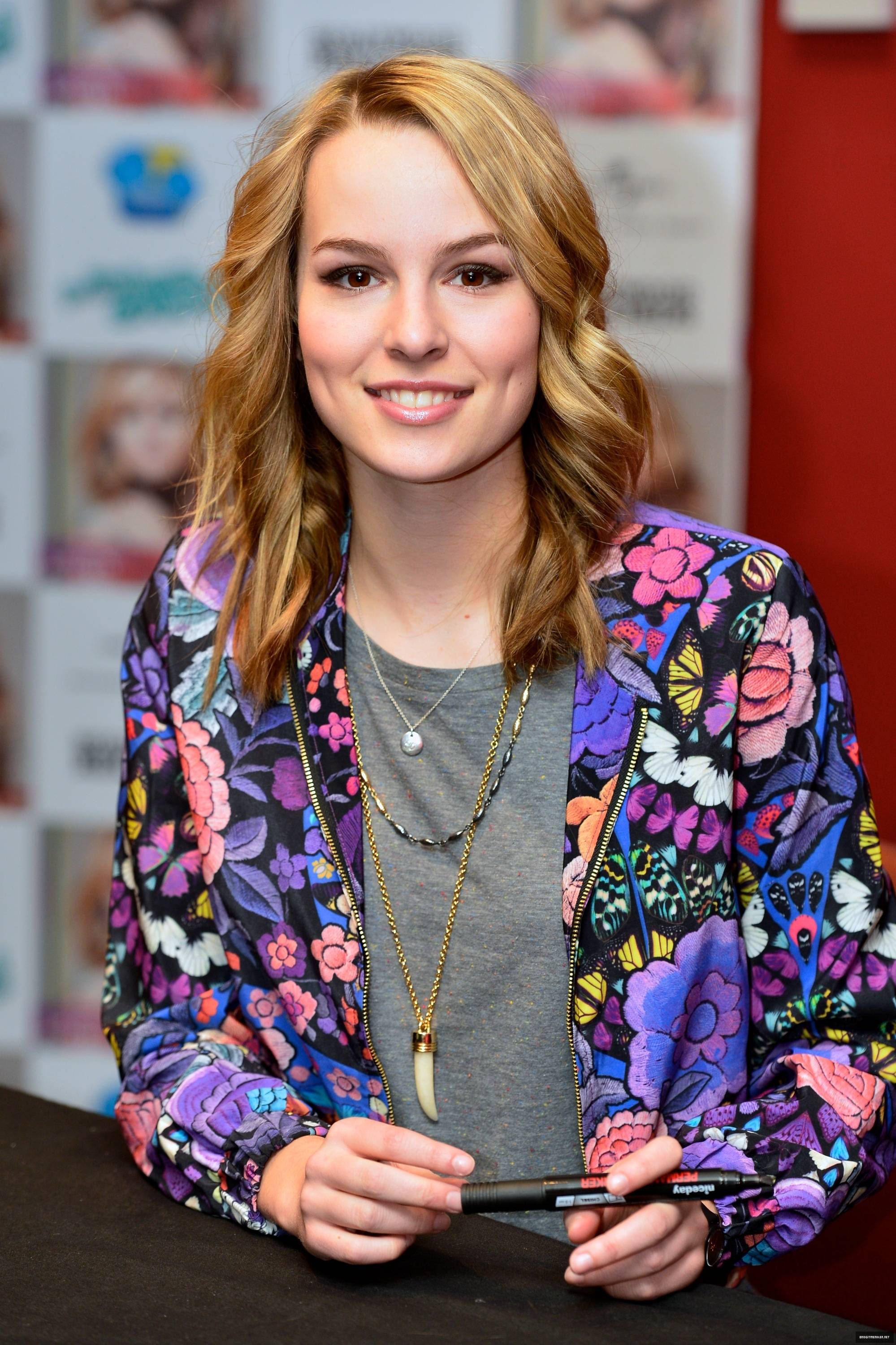 At Her CD Signing | Scrolller