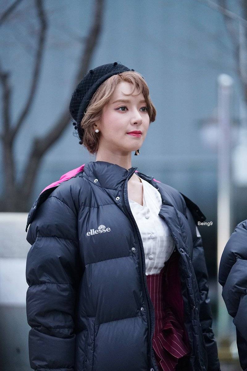 Attention | Scrolller