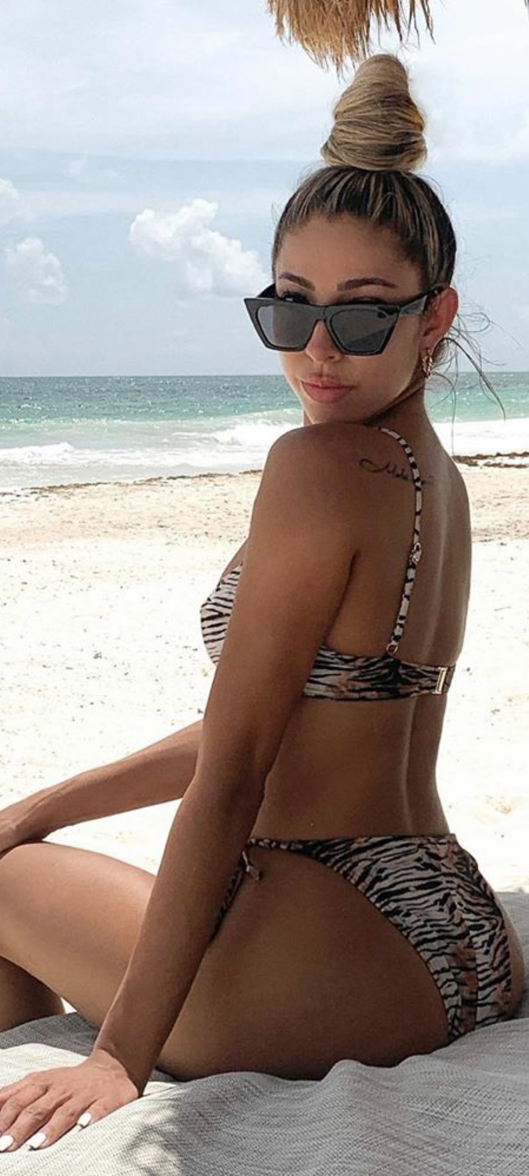 Audrey Diaz | Scrolller