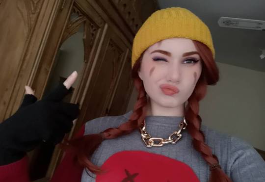 Aura Cosplay Alternative Style | Scrolller