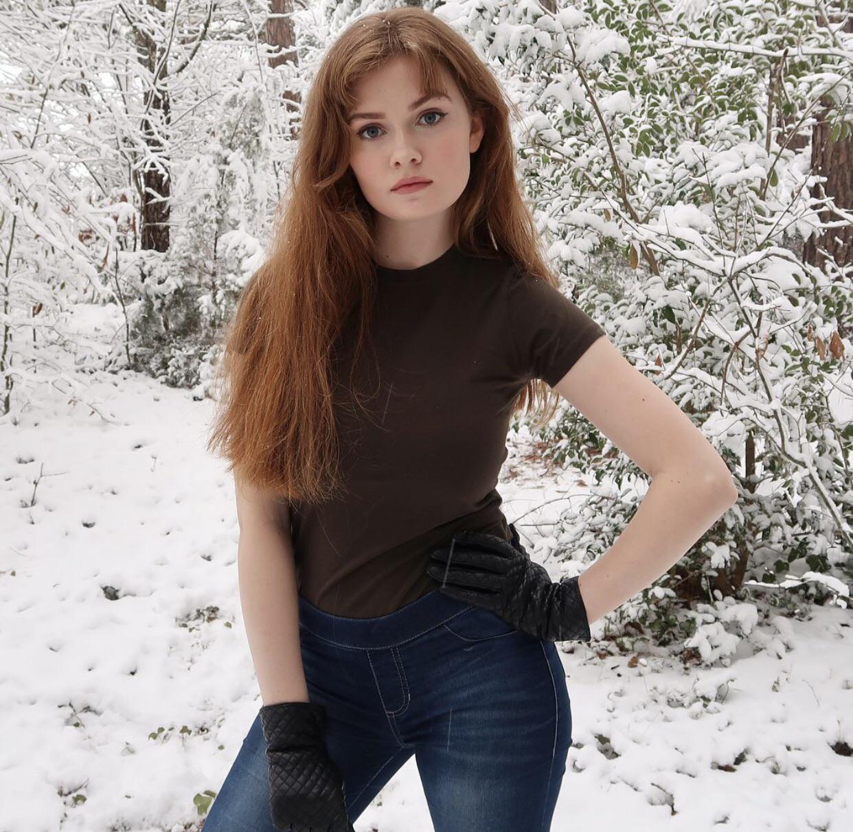 Avalon Warren [irtr] | Scrolller