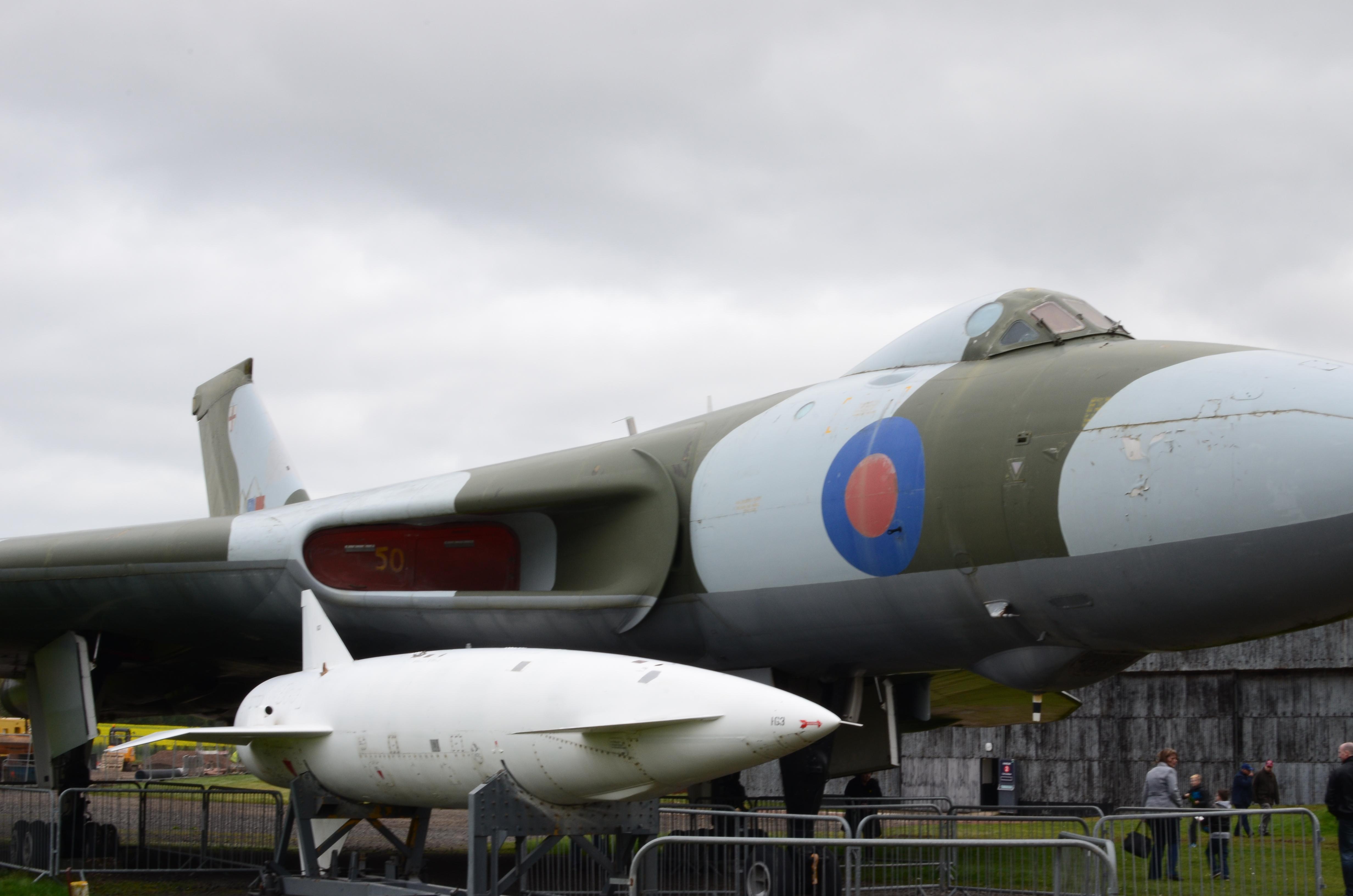 Avro Vulcan B.2A XM597 Black Buck 5 | Scrolller