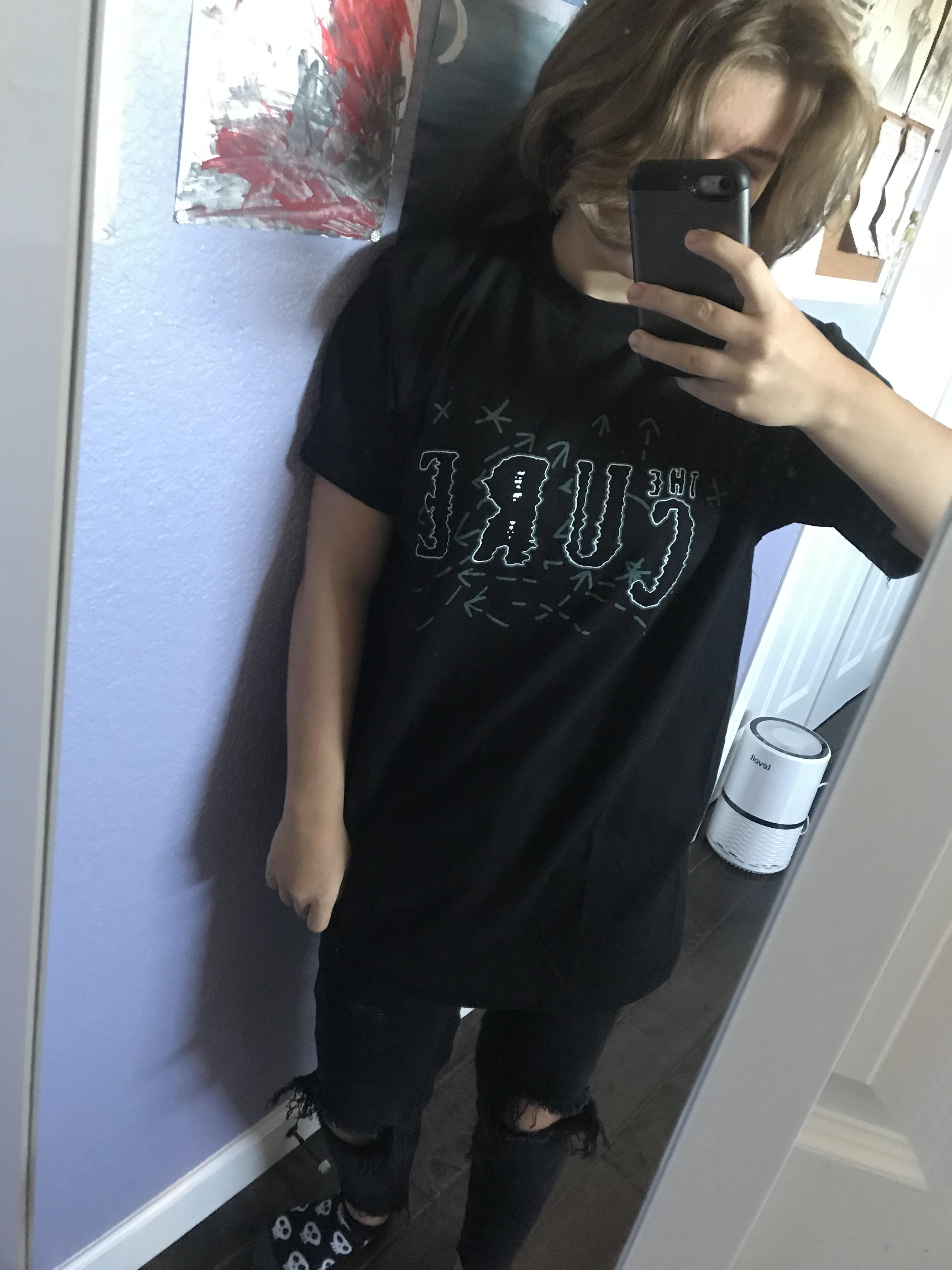 Babybat is adding a new band tee to their collection 🖤 | Scrolller