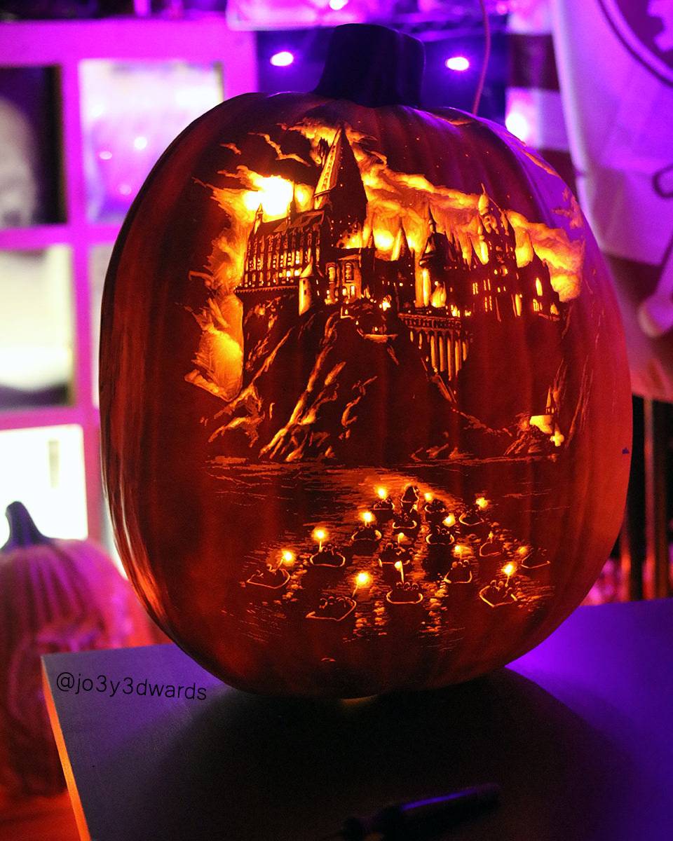 "Back To School" Hogwarts Carved on a 2' tall Funkin | Scrolller