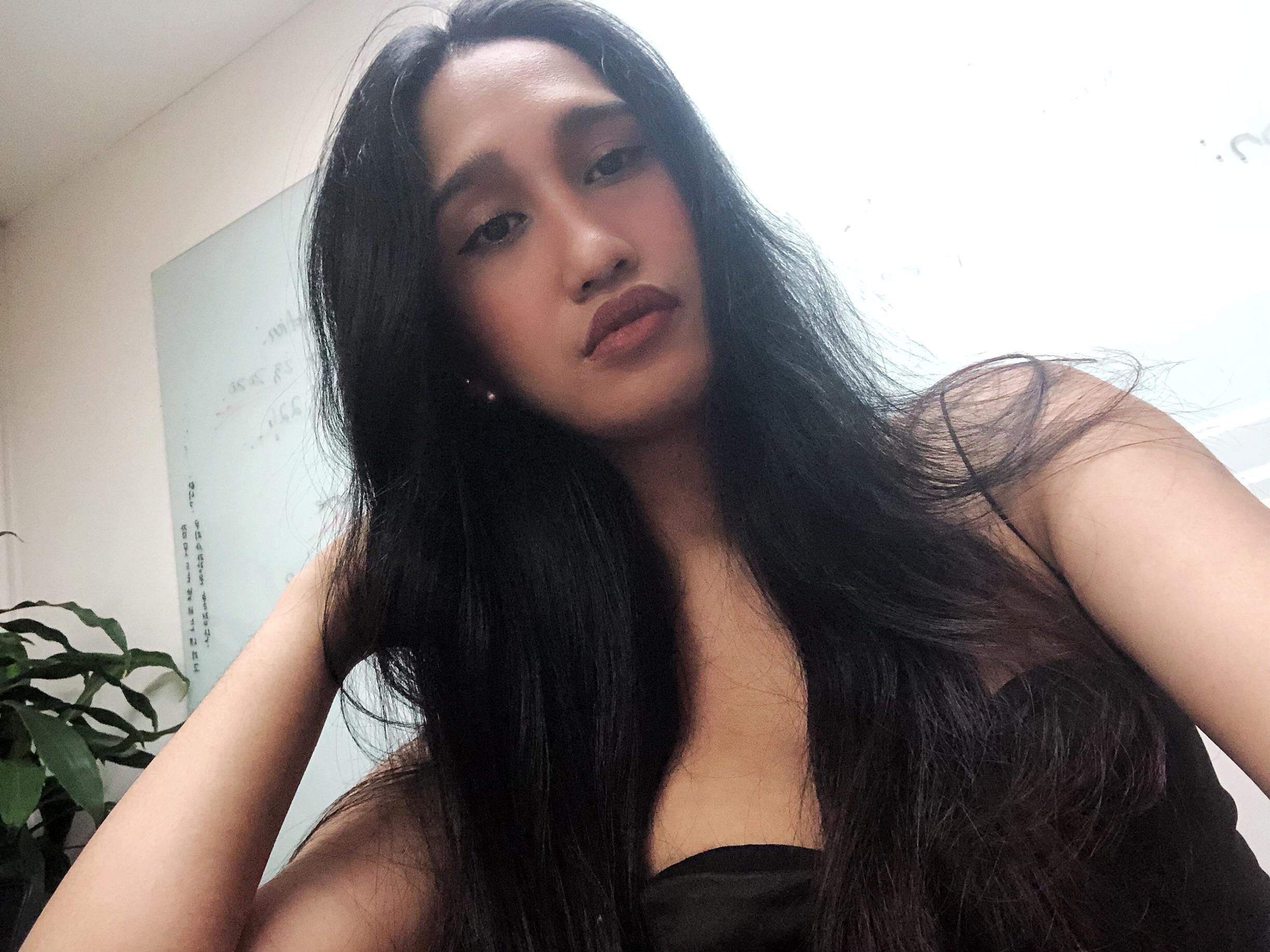 Back to the office Selfie :) (27) | Scrolller