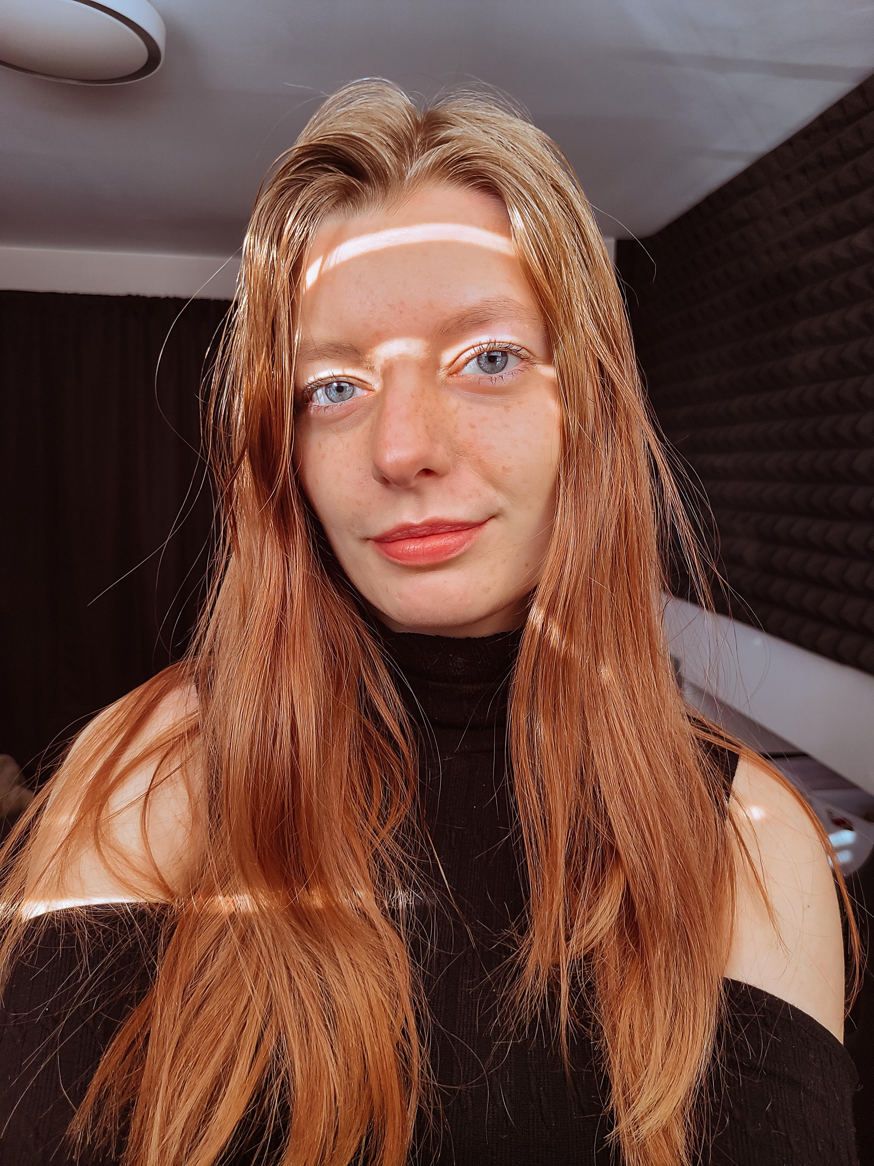 Back with them eyes. | Scrolller