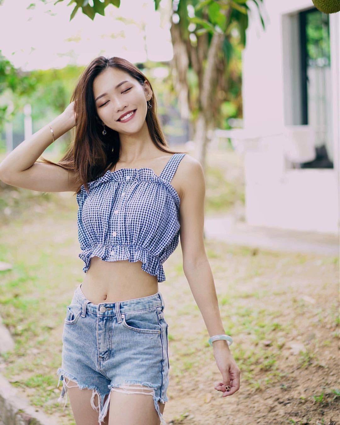 Back yard | Scrolller