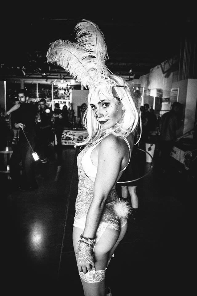 Backstage | Scrolller