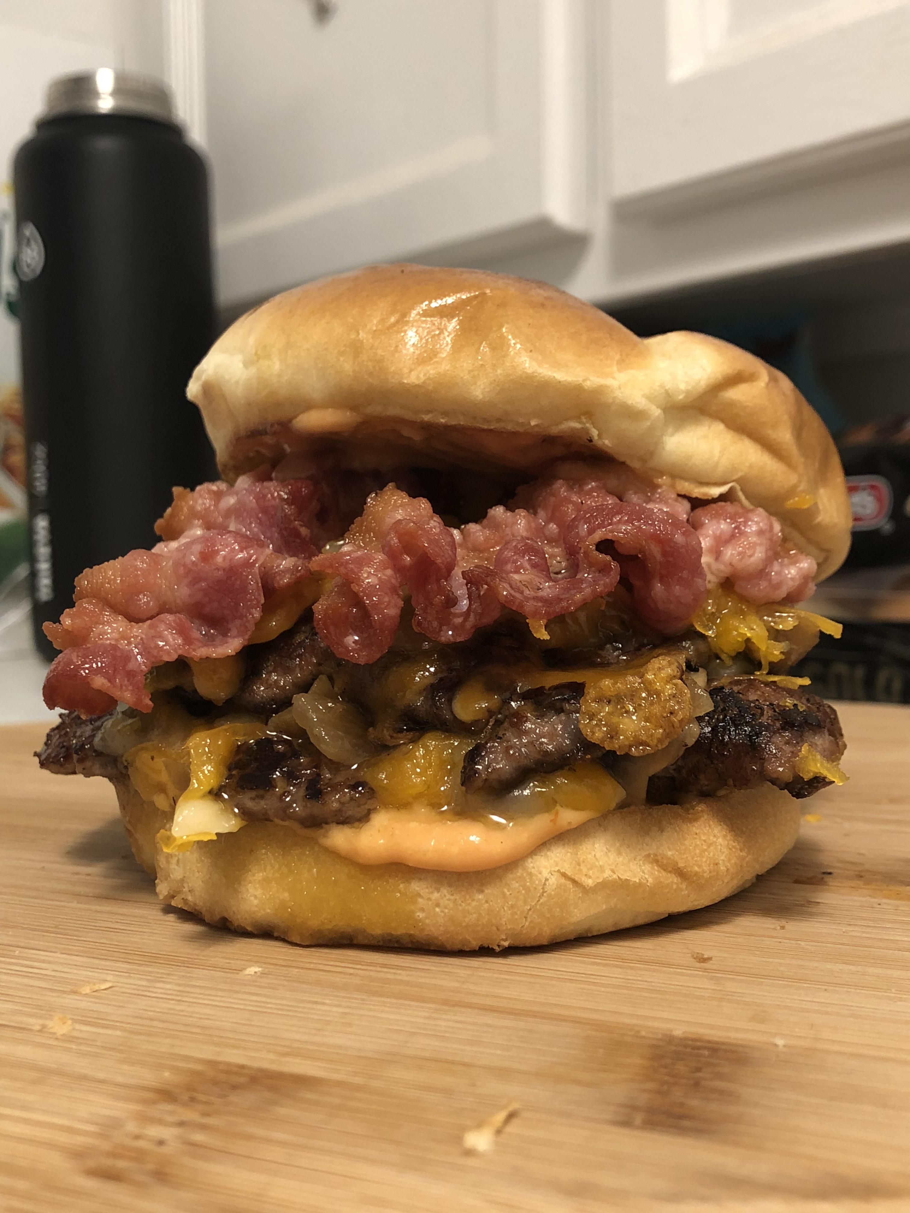Bacon Cheeseburger w Onions and Mushrooms | Scrolller