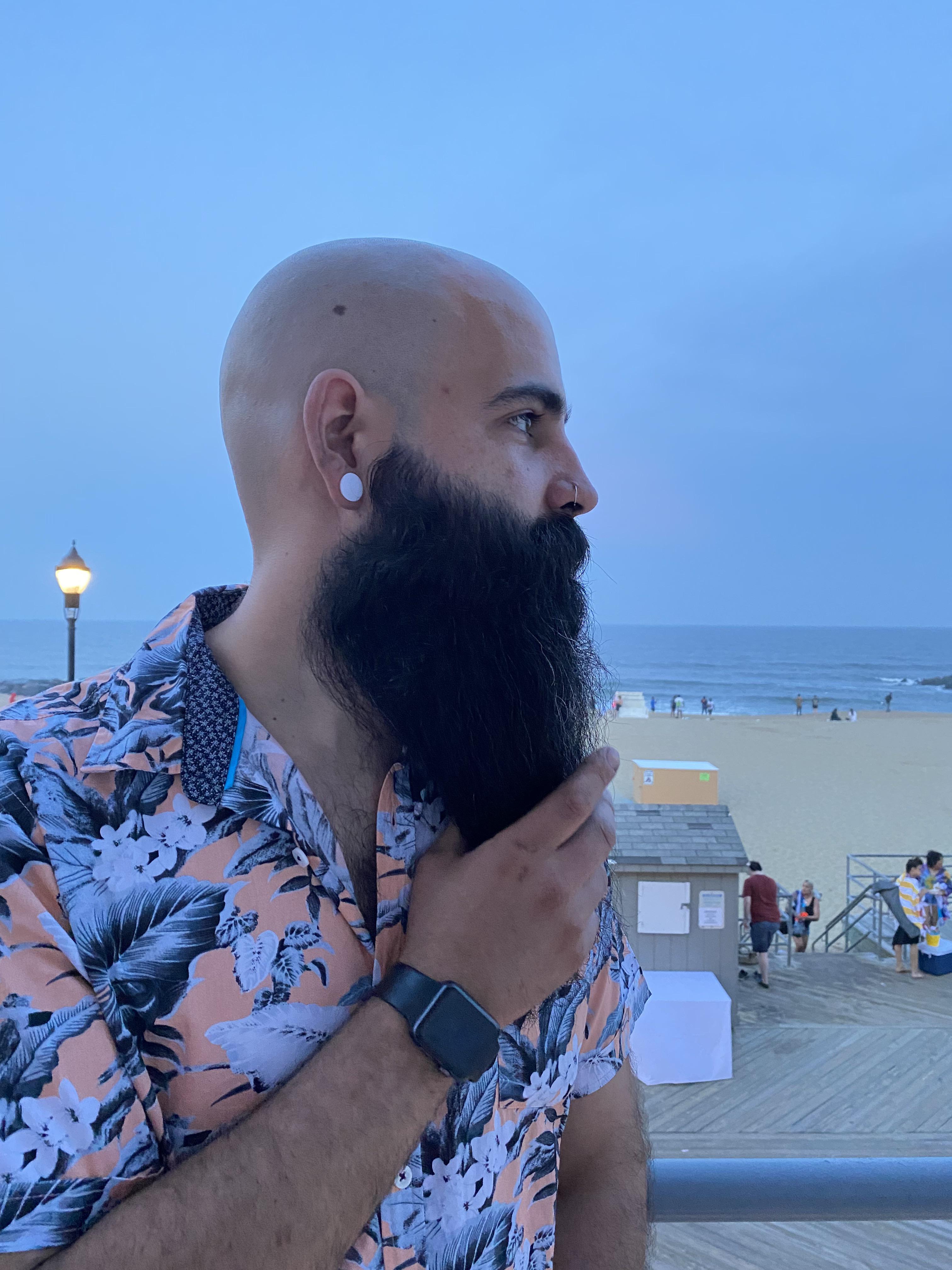 Bald and bearded 😜 | Scrolller