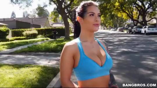 [/r/porninfifteenseconds] BangBrosClips Katrina Jade Goes for a Hard Bang | Scrolller