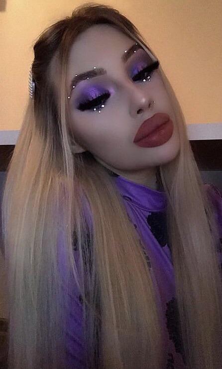 hey, plastic baddie here 💋 | Scrolller