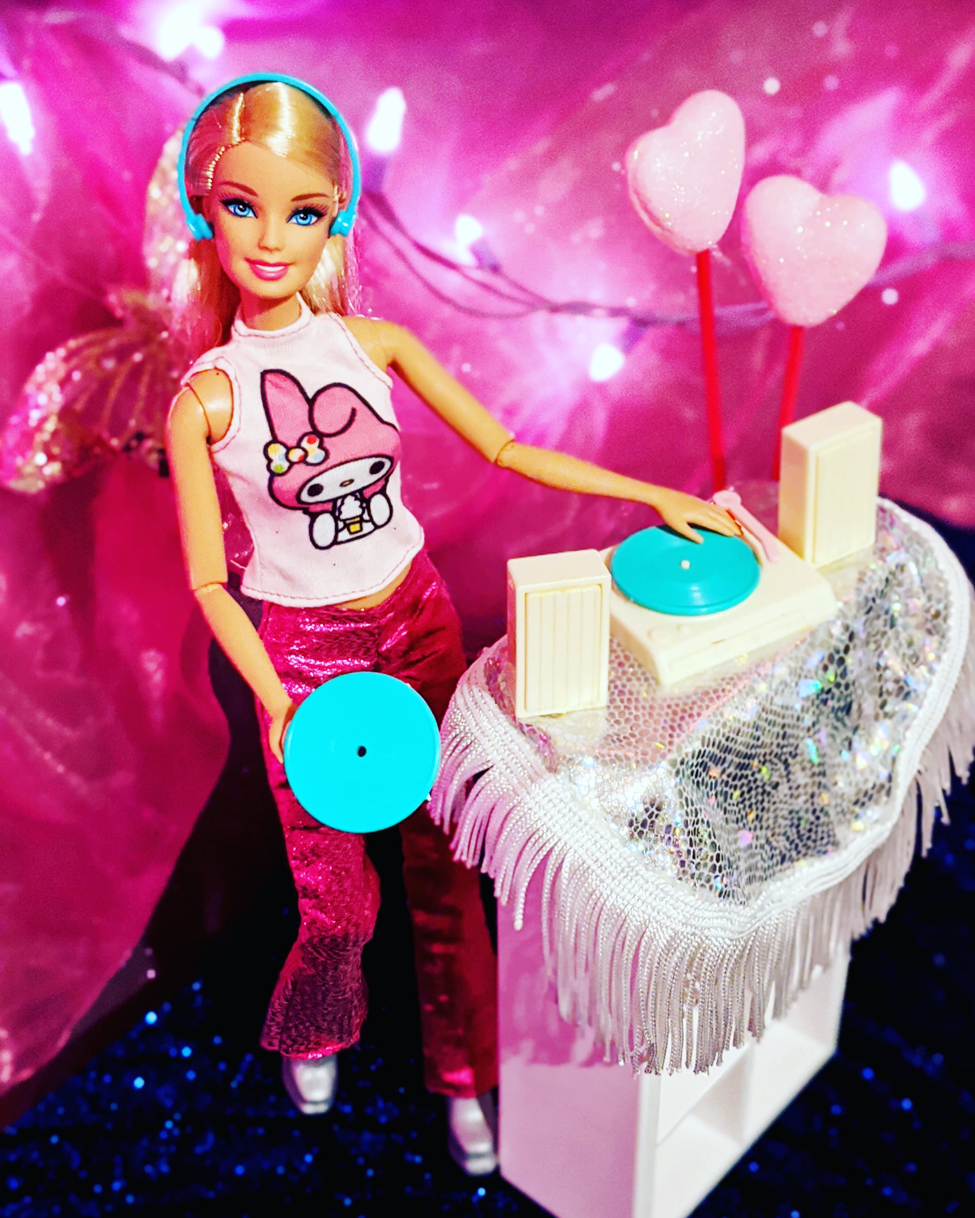 Barbie threw a y2k party last night in my bedroom 🕺 | Scrolller