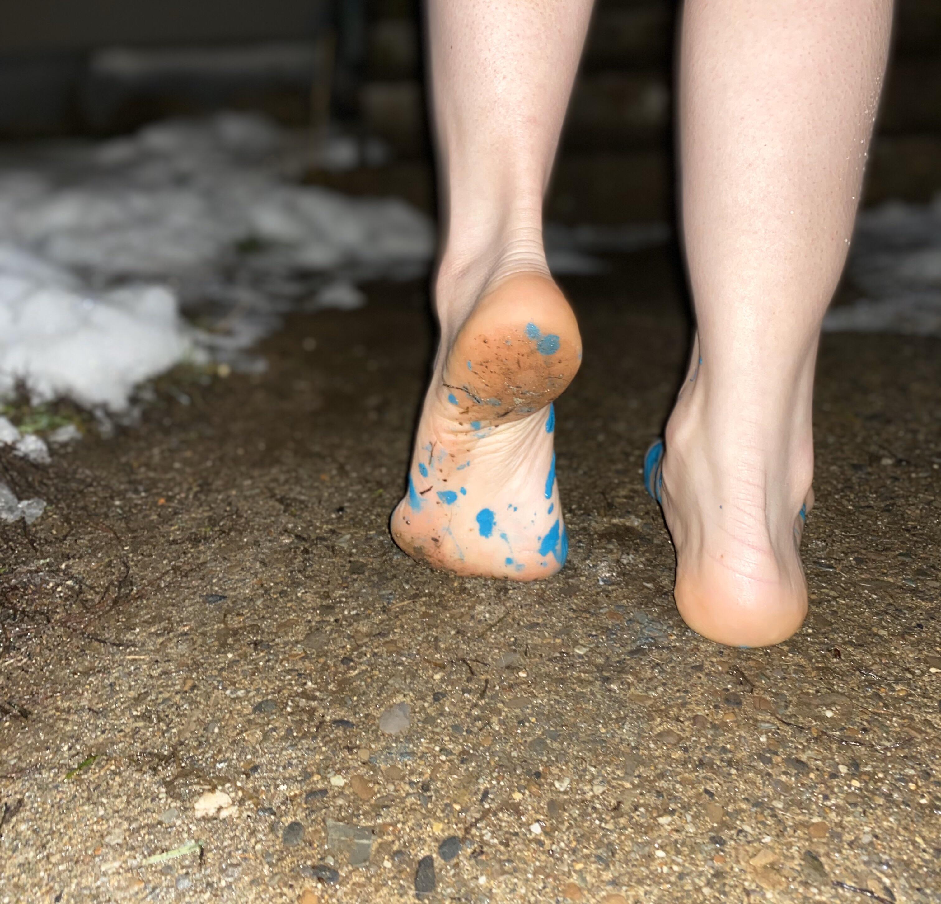 Barefoot outside after painting 😏 | Scrolller