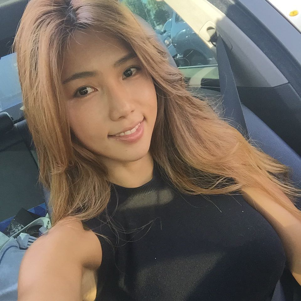 Bask in her glory. | Scrolller