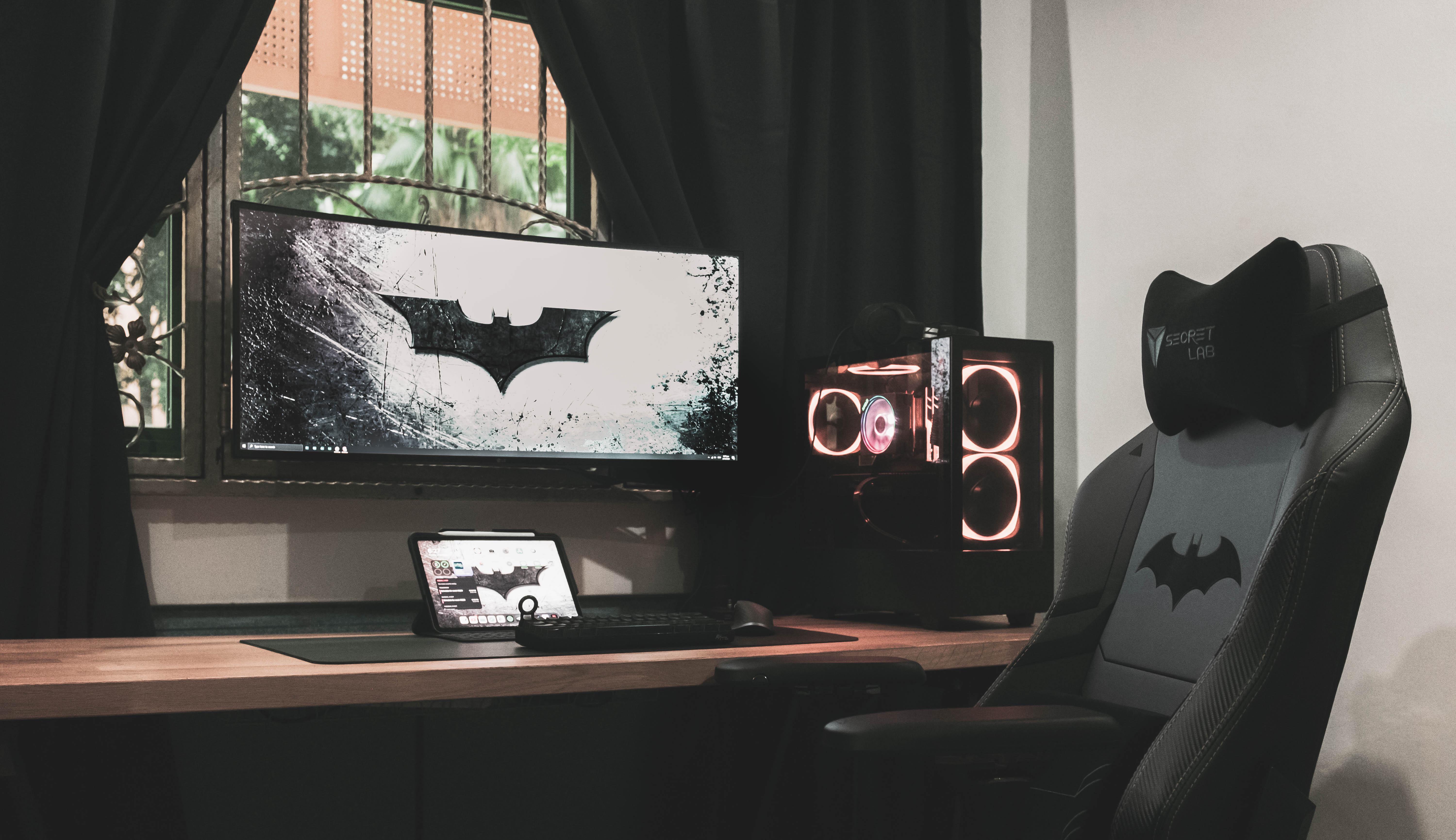“Bat Cave” | Scrolller