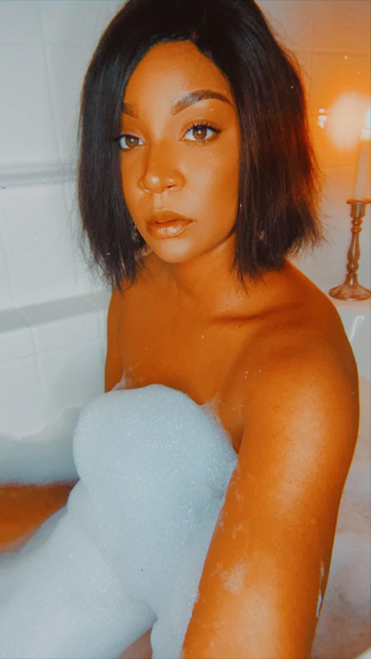 🛁🧼Bath time? | Scrolller