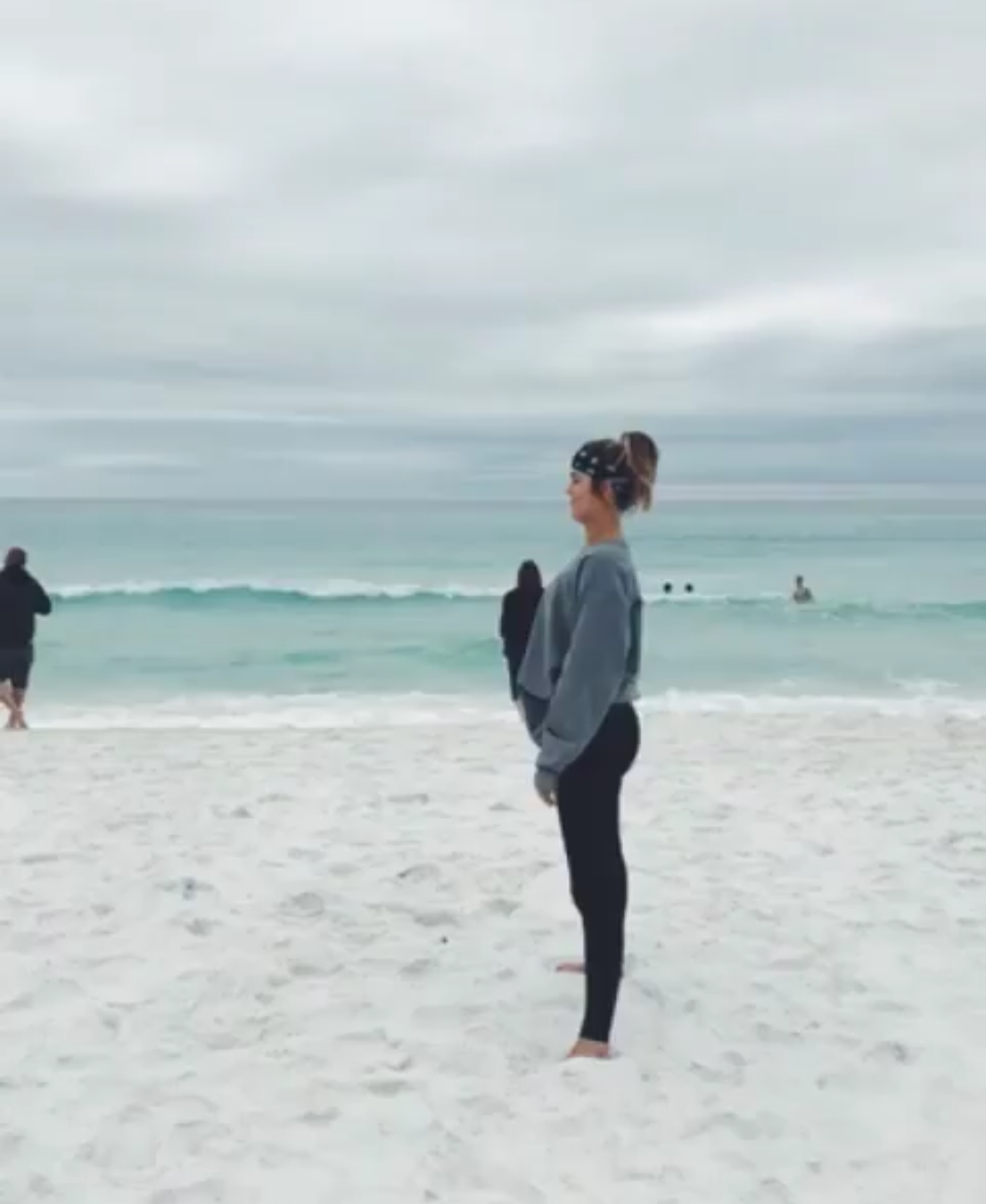 Beach Bum | Scrolller