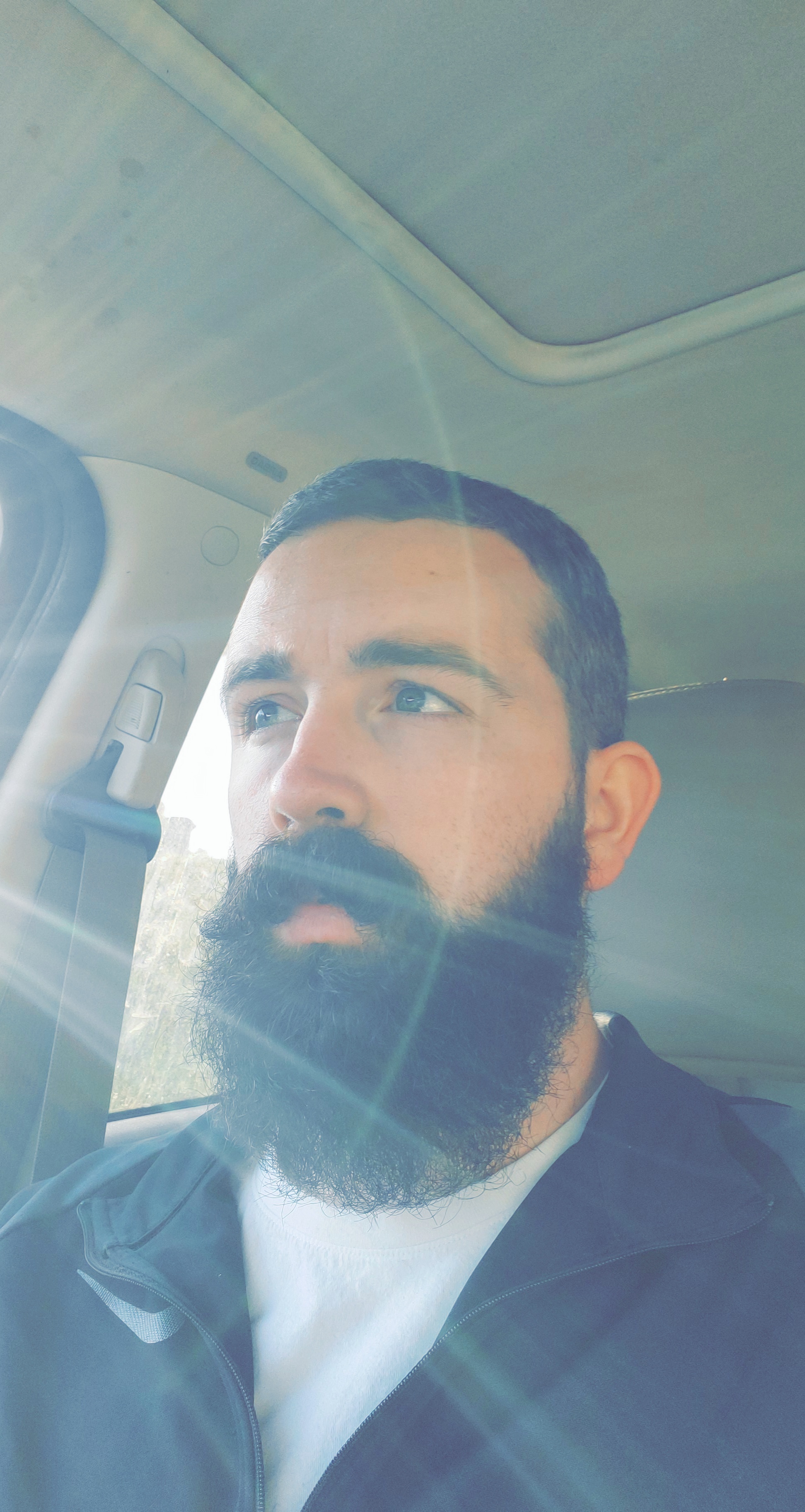 Beards are still in right? | Scrolller