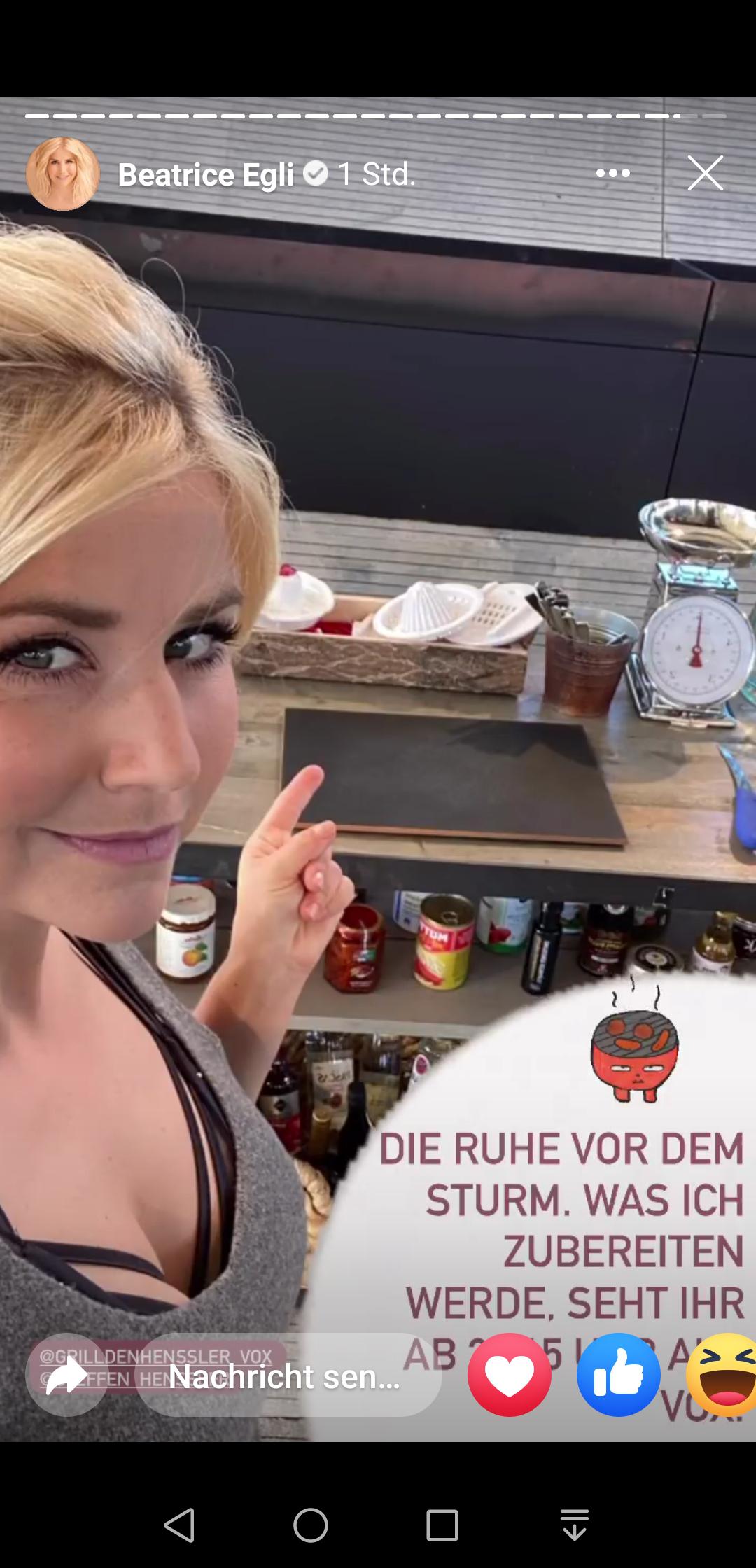 Beatrice Egli schwarzer BH | Scrolller