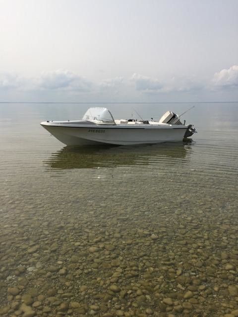 Beautidul September Day. Shallow water Lake Simcoe. 80's runababout Johnson 70HP | Scrolller
