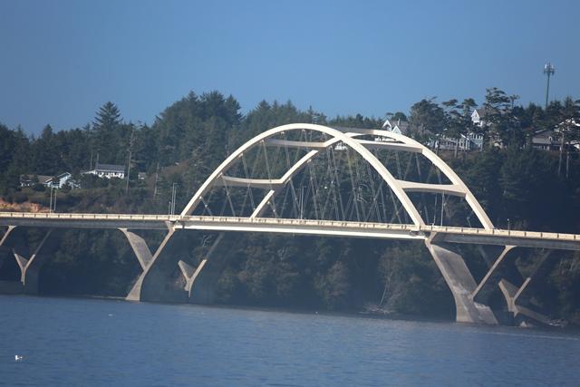 Beautiful Arched Span on the Oregon Coast | Scrolller