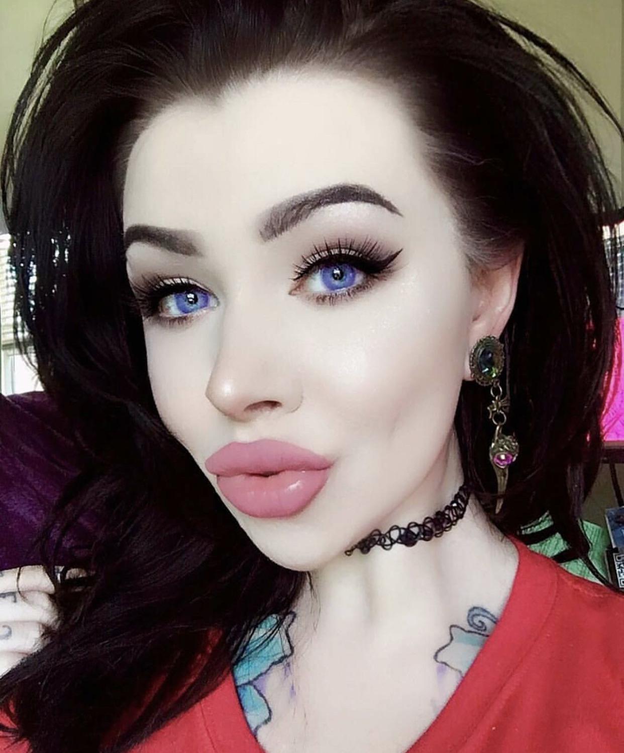 Beautiful Blue eyes | Scrolller