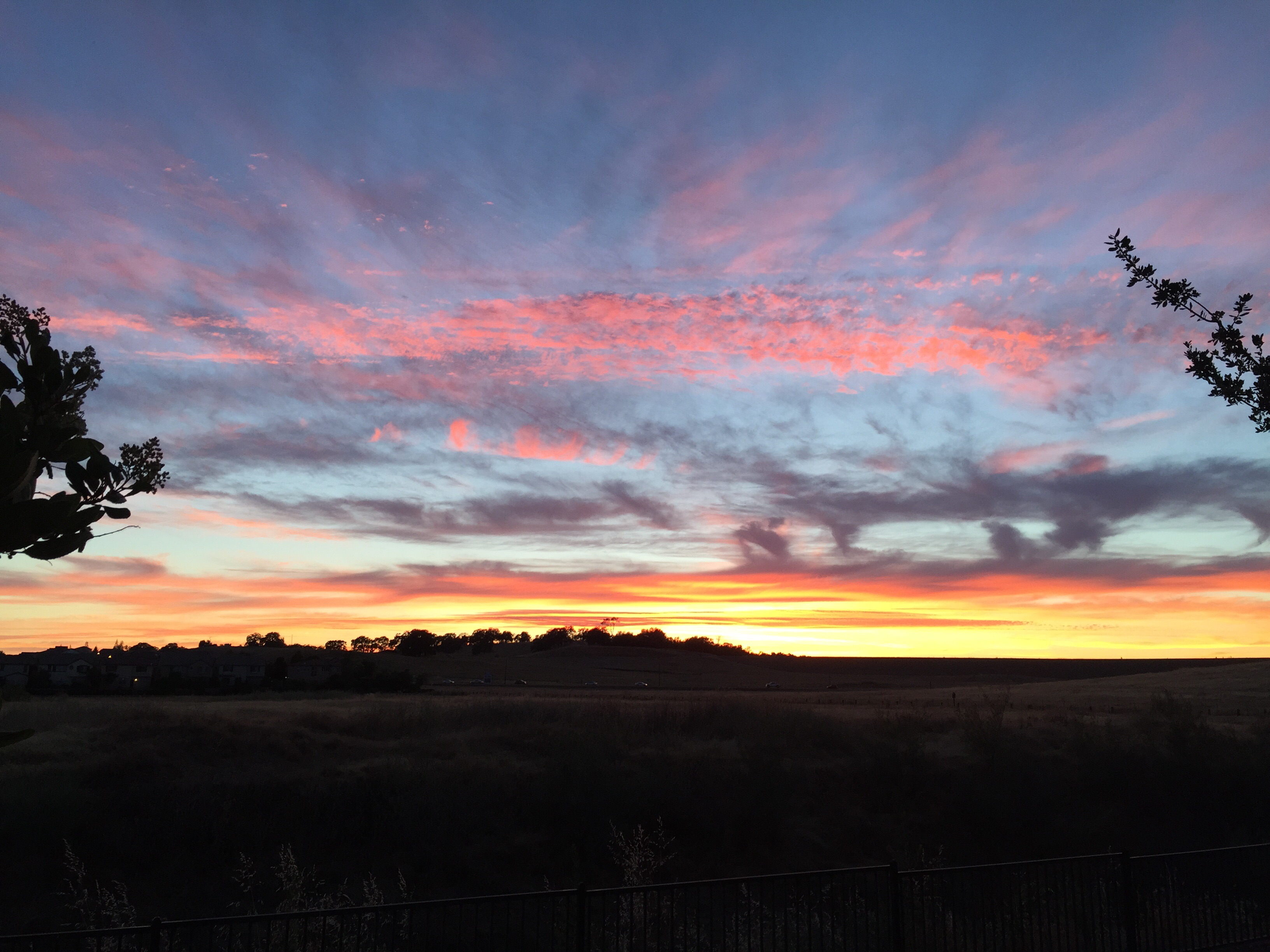 Beautiful Folsom Sunset | Scrolller