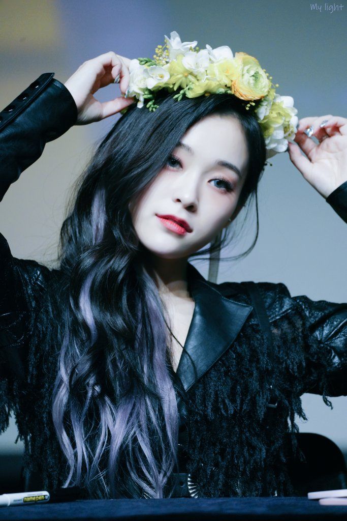 Ethereal Gahyeon | Scrolller
