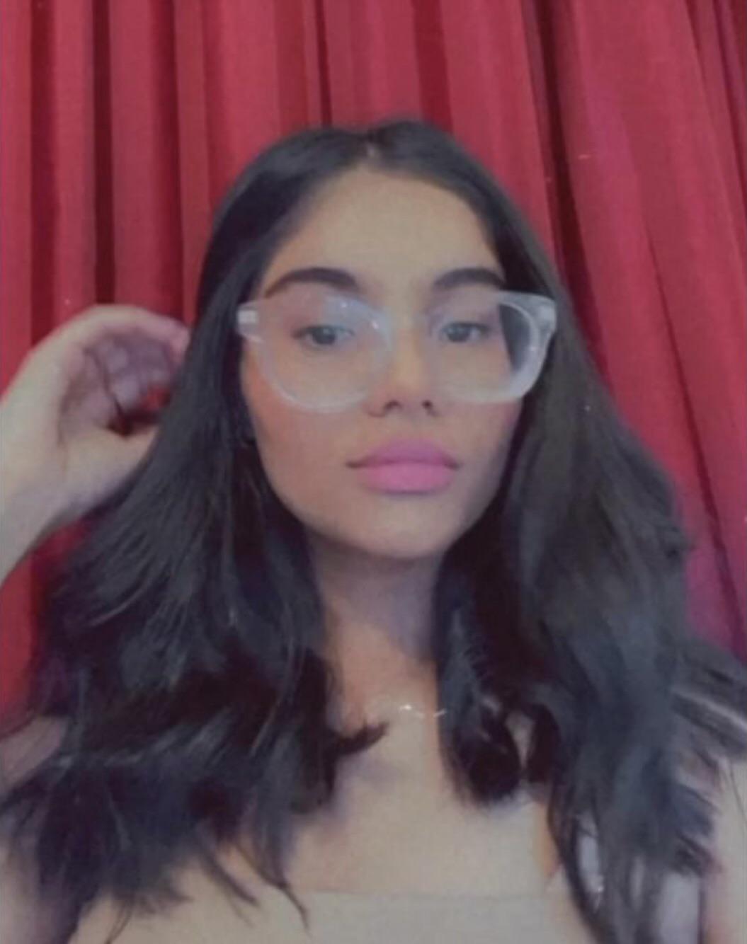 Just Want To Glaze Her Face And Glasses what Would You Do Scrolller Just Want To Glaze Her Face And Glasses what Would You Do Scrolller