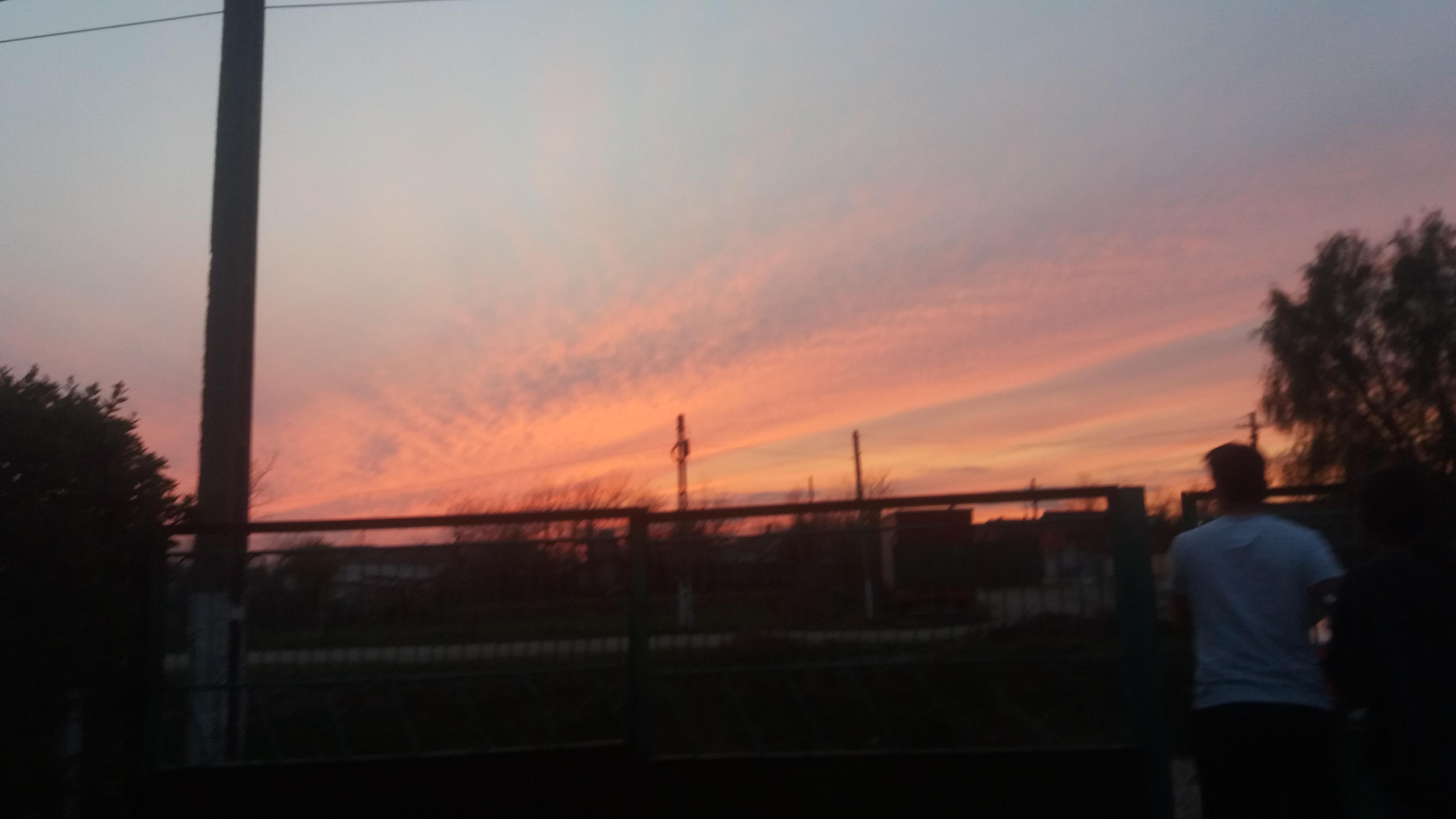 Beautiful sky | Scrolller