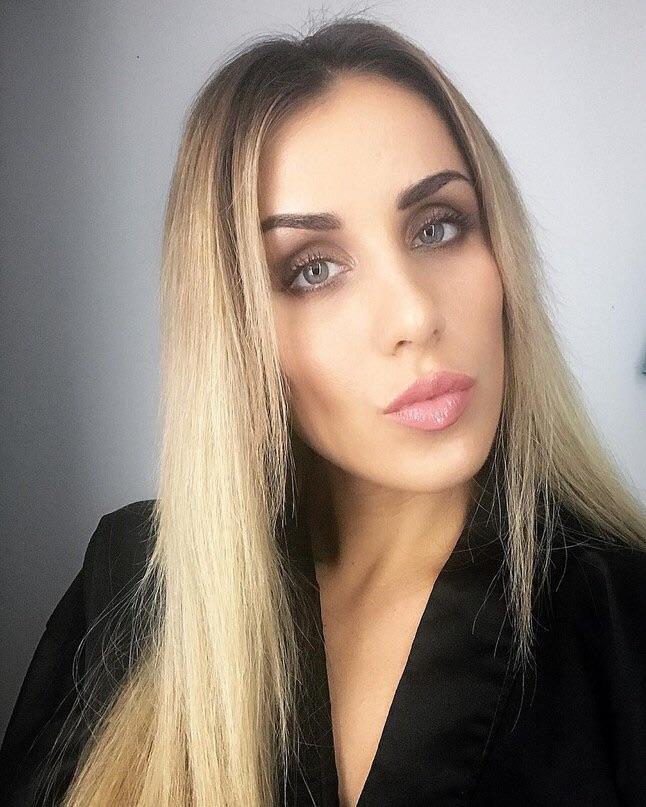 Beauty And Grace | Scrolller