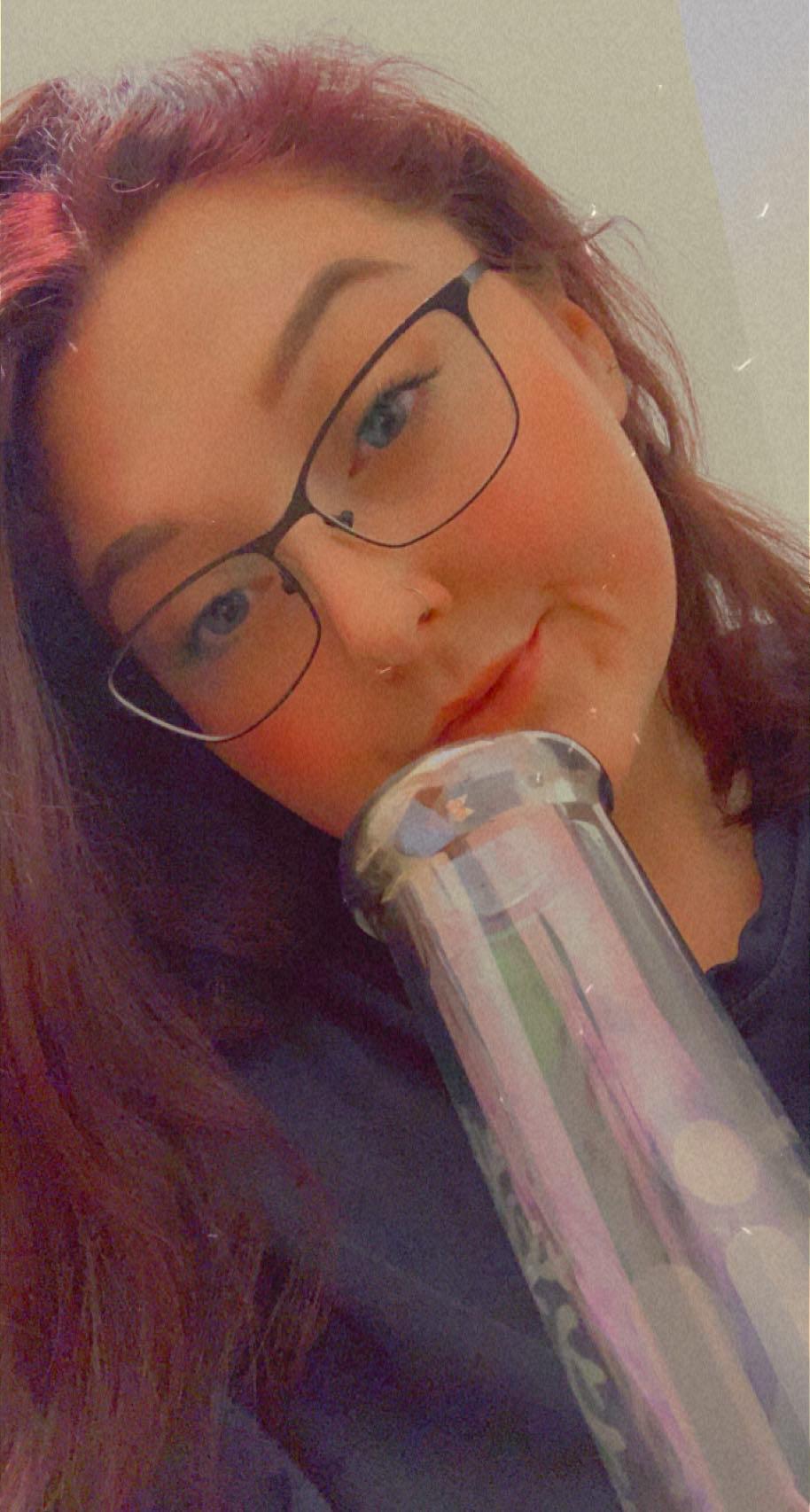 Bedtime sesh🖤 | Scrolller