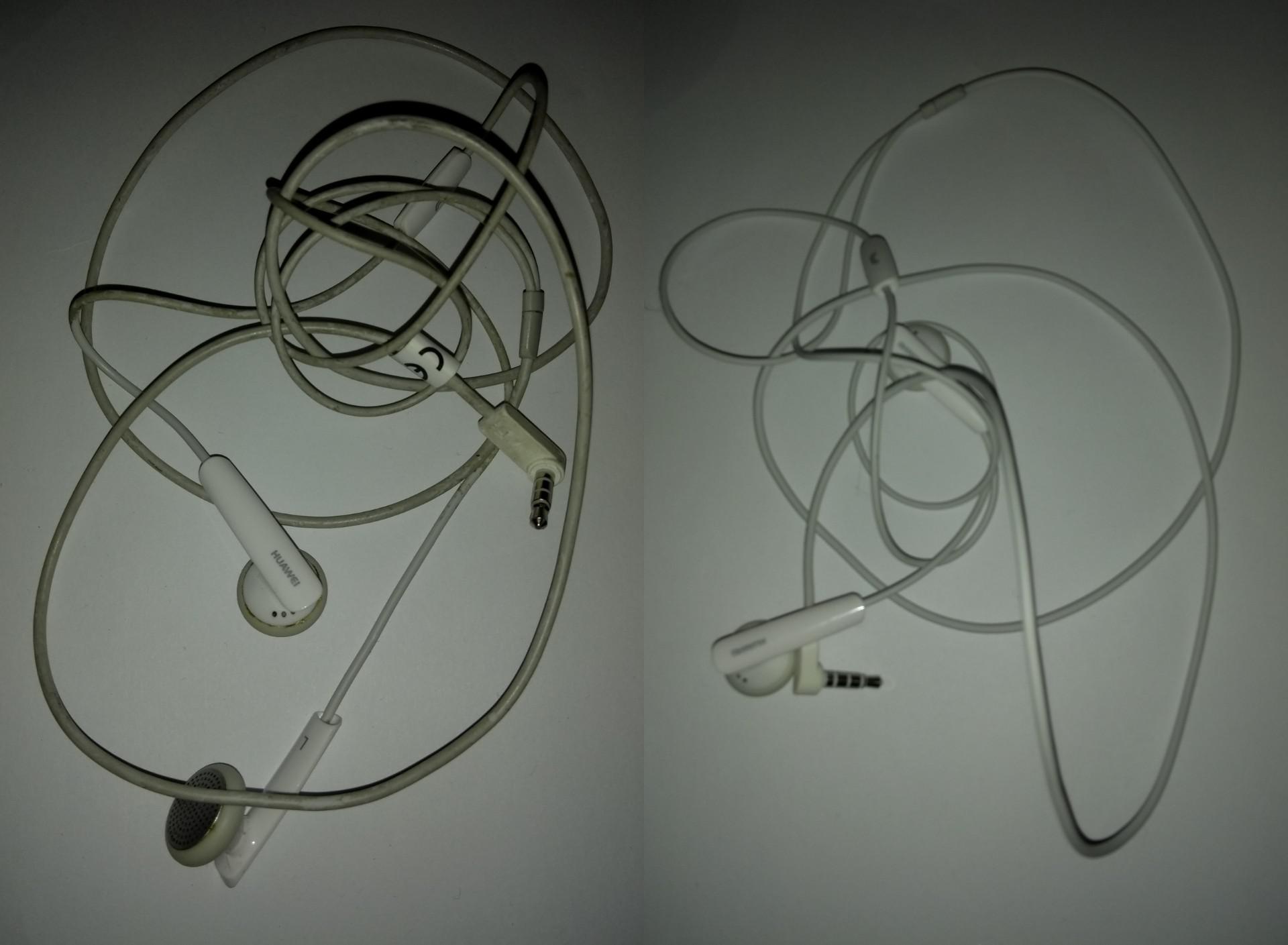 Before and after of the earbuds that i cleaned | Scrolller