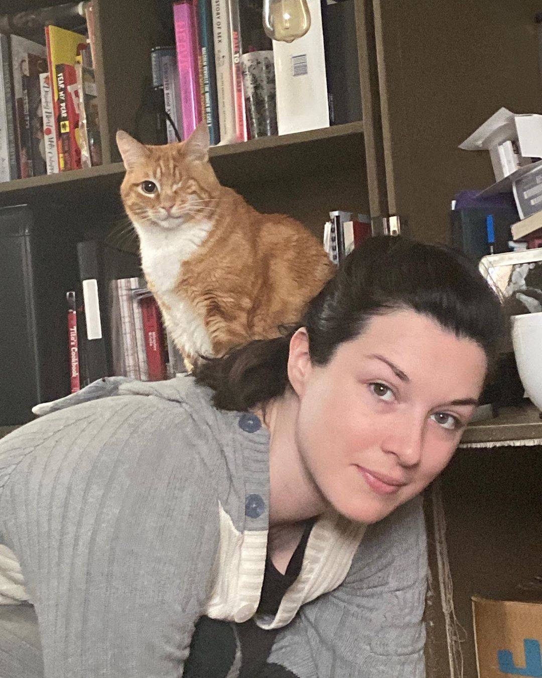 Being cute with Pixelcat | Scrolller